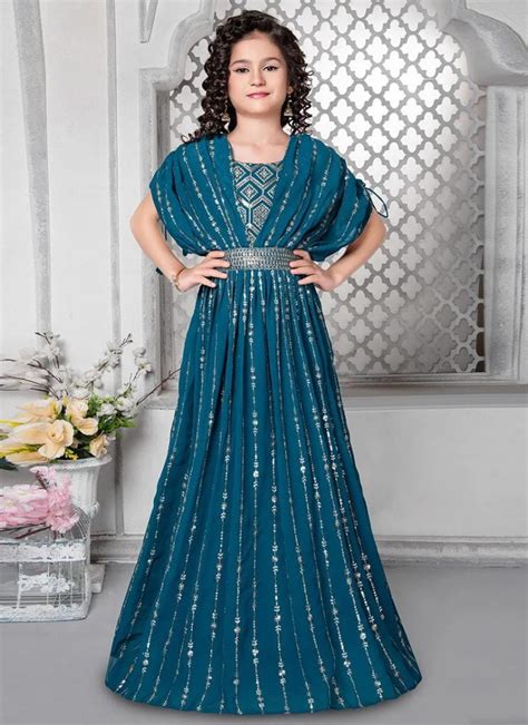 Eid Dresses For Girls A Fusion Of Culture And Modern Fashion
