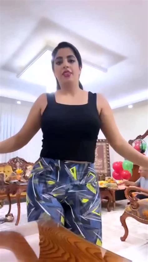 Instagram Video By ‎💃🏻رقص ️‍🔥‎ • Nov 17 2024 At 157 Pm