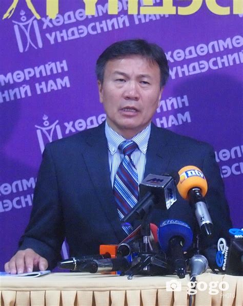 “Халх голын иргэд чөлөөт бүсийн талаар ямар ч мэдээлэлгүй байна”