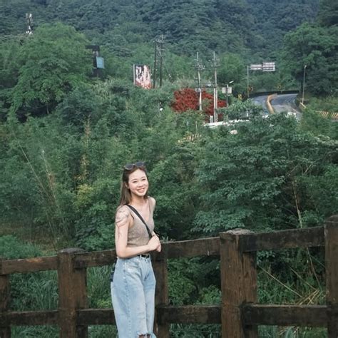 J O C E L Y N 🇭🇰 Joce Cml Threads Say More
