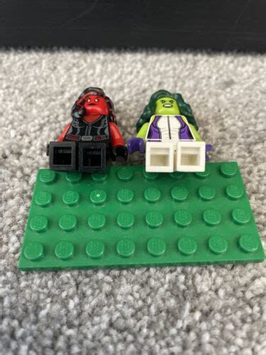Lego She Hulk And Red She Hulk Minifigure From Set 76078 Authentic Marvel
