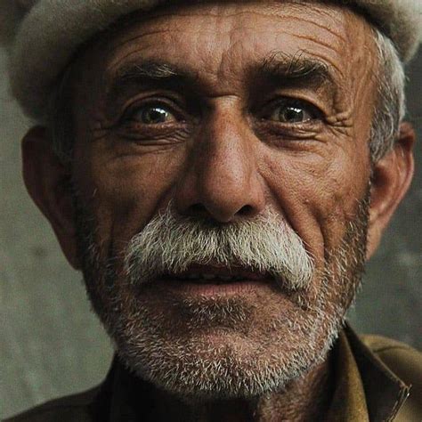 საქართველოდან•