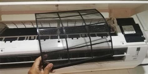 Filter Aircond Sudah Berhabuk Bersihkan Sendiri Sahaja
