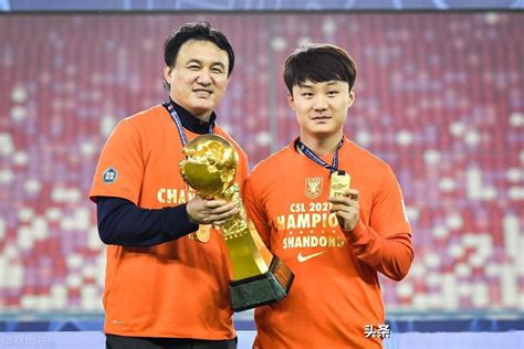 山东泰山队世界排名不及上海海港！海港发布中国足协杯决赛海报赛季足球俱乐部海港