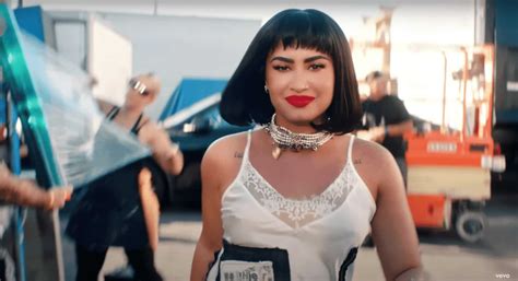 Demi Lovato Explains Why She Using She Her Pronouns Again