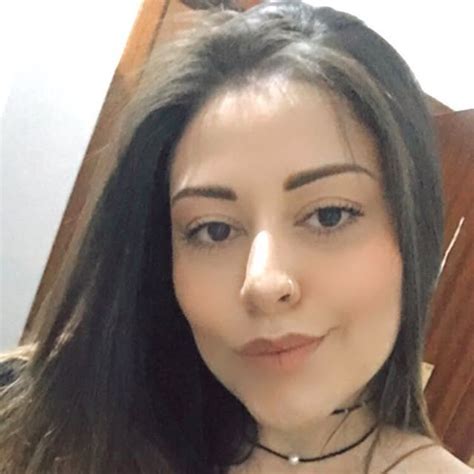 Vitória Coutinho Coutinhovivi • Threads Say More