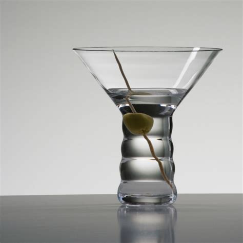 25 Modern Glass Designs That Are Artful And Unique
