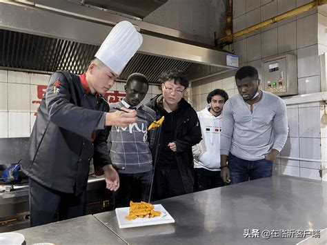 学做一道新鲁菜 海外食客体验独特魅力 菜品