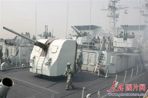 组图东海舰队实兵演练应对化学武器袭击 新浪军事 新浪网