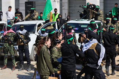 Hamas Frees 4 Israeli Hostages in Exchange for Palestinian Prisoners - The New York Times