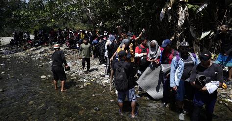 La Peligrosa Selva Del Darién Miles La Cruzan En Su Intento Por Llegar