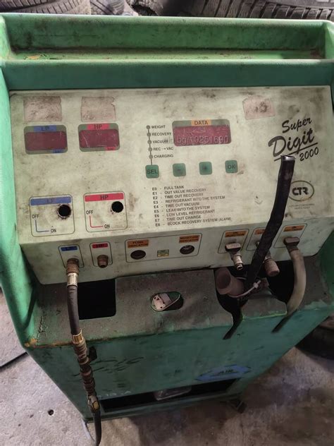 Машина за зареждане на автоклиматици Друга техника за автосервиз Техника за автосервизи