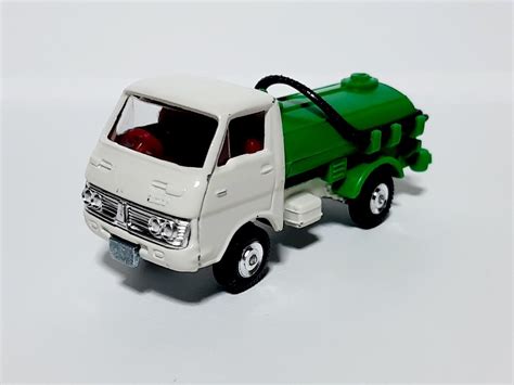 【やや傷や汚れあり】トミカ Isuzu Elf バキュームカー イスズ エルフ 日本製 No35 36 37 167 ルース品 黒箱の