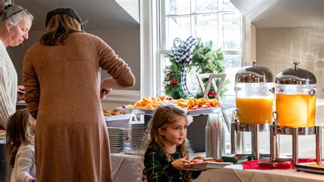 Brunch With Santa At Cock N Bull Peddlers Village