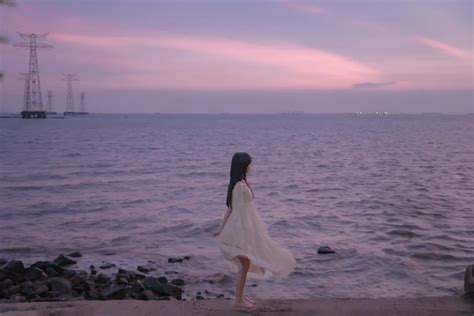 发现一个惊人的事实：四十岁以后，男人最想要的，其实不是女人的爱，而是女人的认可、理解和支持