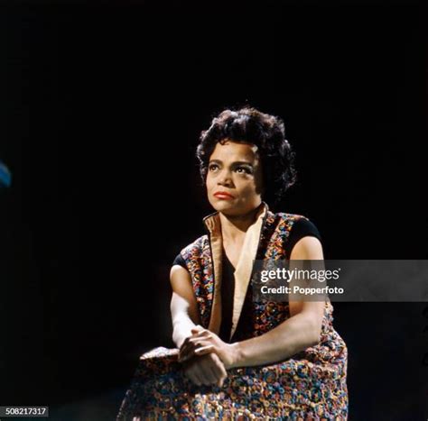 2637 Eartha Kitt Photos And High Res Pictures Getty Images