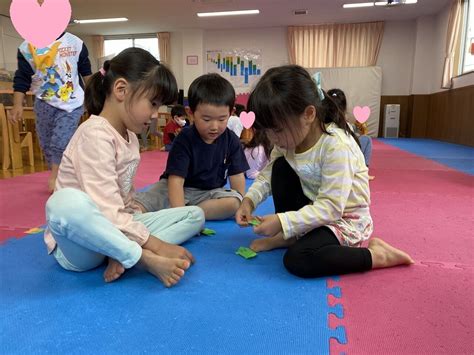 【さくら・ひまわり組】折り紙で蛙を作りました Sakura保育園千川 園一押しの手作り給食や日々の活動を記録しています 熊本で
