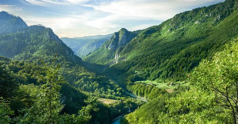 몬테네그로 두르미토르 타라 And 오스트로그 수도원 당일 여행 투어비스 투어and티켓