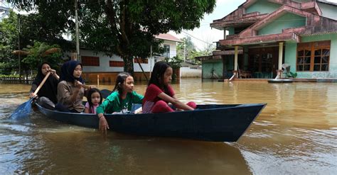 Kondisi Banjir Sintang Status Darurat Warga Butuh Bantuan
