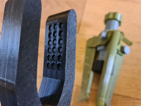 Archivo STL Rear Air Rifle Pistola Trípode ajustable plegable Shooting