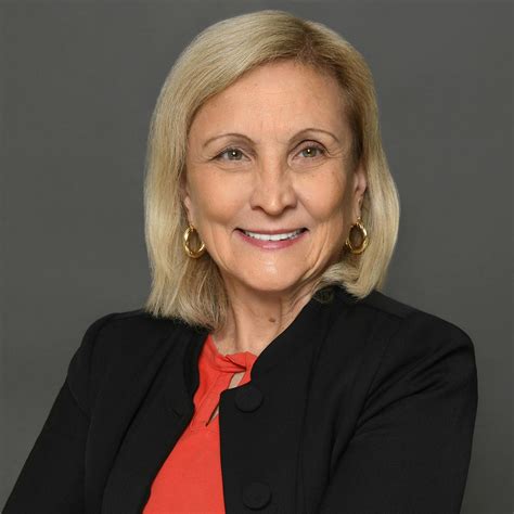Lisa Warners Instagram Twitter And Facebook On Idcrawl