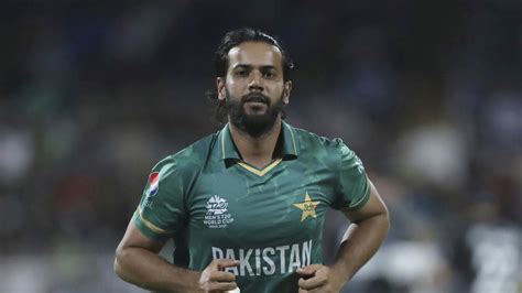 Pakistan All Rounder Imad Wasim Retires From International Cricket Gtw