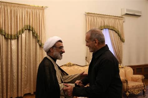 دبیر شورای عالی انقلاب فرهنگی با پزشکیان دیدار کرد شهرآرانیوز
