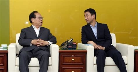 한병도 정무수석 부산 찾아 정부 시책 협조 당부