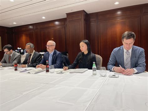 Khurelbaatar Chimed On Twitter Ерөнхий сайд Л Оюун Эрдэнэ Берлинд төвтэй Транспэрэнси