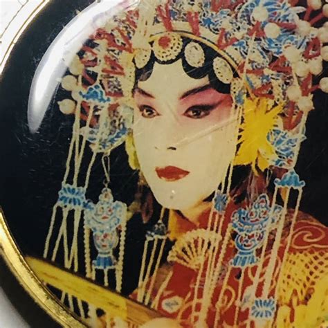 Yahooオークション 古銭 中国 京劇俳優 梅蘭芳記念 演劇界 大型金貨