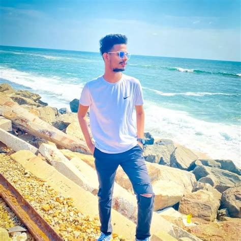 ♡cԋαɱσԃ Sαʋιɳԃυ♡ Chamod Sa On Threads