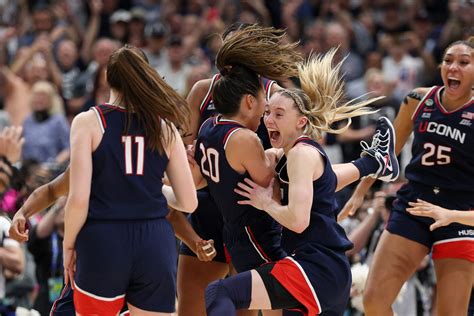 South Carolina Vs Uconn Odds For Womens National Championship Game