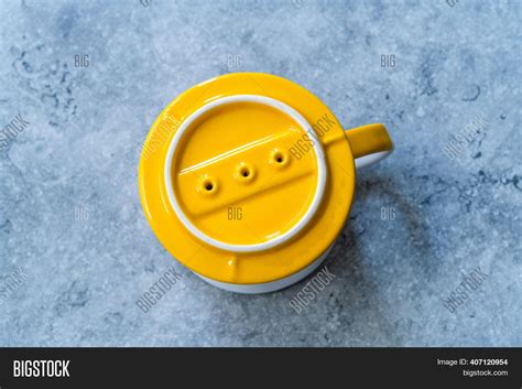 Flat Bottom Coffee Image And Photo Free Trial Bigstock