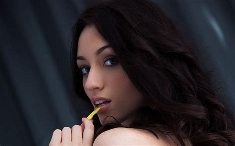 Morena Mujeres Zsanett Tormay Fondo De Pantalla Hd Wallpaperbetter