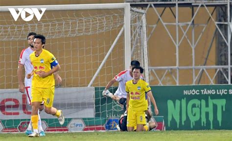 Văn Toàn đau khổ khi HAGL 7 trận liền không thắng ở V League 2022