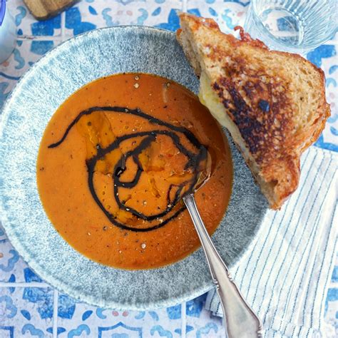 Roasted Tomato And Garlic Soup Bake To The Roots Bake To The Roots