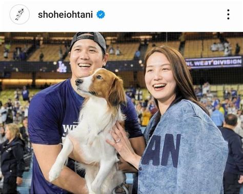 ドジャース地区優勝、真美子夫人らドジャース奥様会を撮る大谷翔平の姿も 2024年9月28日掲載 ライブドアニュース