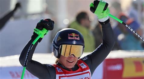 Sofia Goggia Stuns With Downhill Win Despite Broken Fingers