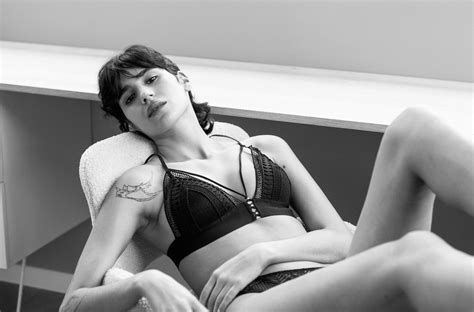 Karolina Trawinska Photographer And Videographer Fashion Beauty