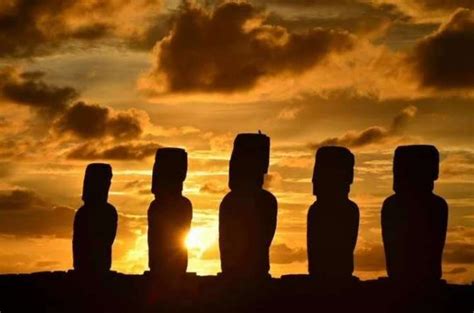 Estas Son Las Estatuas Más Misteriosas Del Mundo Boletín Informativo