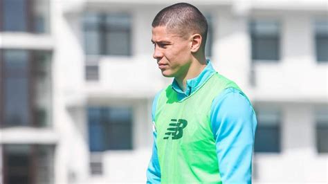 Центрбек Динамо вирушив на матч проти Лаціо він не зявлявся на полі місяць