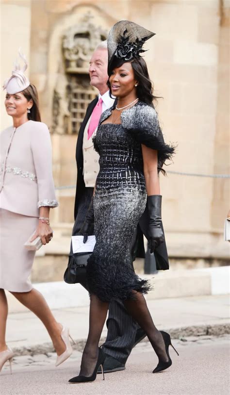 9 модних образів Наомі Кемпбелл на весіллях Vogue Ua