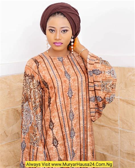 Kalli Zafafan Hotunan Jaruma Momi Gombe Muryar Hausa24 Online Media