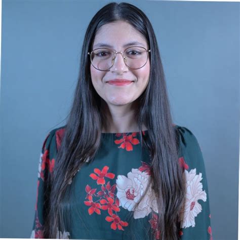 Mahnoor Bhatti Associate Client Relations Edge Linkedin