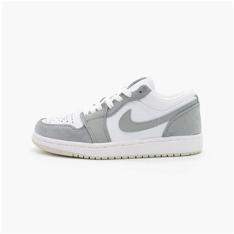 Бело-серые кроссовки из натуральной замши и кожи Nike Air Jordan 1 Low