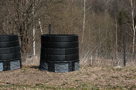 Plastic Compost Bins Black Color Modern Compost Pit Biodegradable Garbage Reduce Organic Food