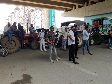 Massive Jam At Delhi Border Amid Farmers Bharat Bandh