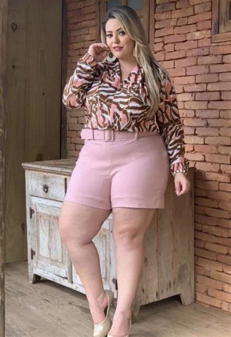 Pin De Lajos Kovács Em Molett Elegancia Moda Para Gordinhas