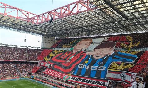Milan Inter La Coreografia Da Brividi Dei Tifosi Rossoneri