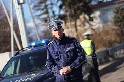 Служители на МВР в Русе излязоха на протест